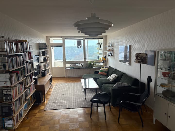 Ljus, Härlig Lägenhet På Södermalm - Stockholm