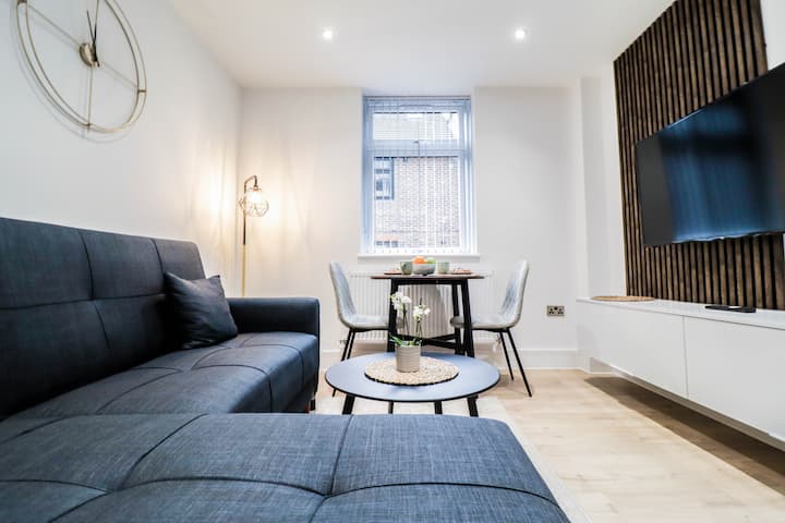 The Dashwood • 2br • Free Parking • Chic Design - High Wycombe