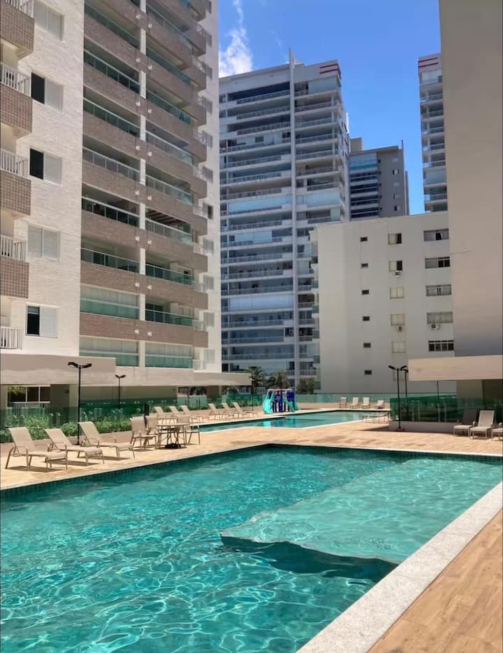 Condomínio Club
Apê 5 Min Da Praia Asturias 2vagas - Guarujá