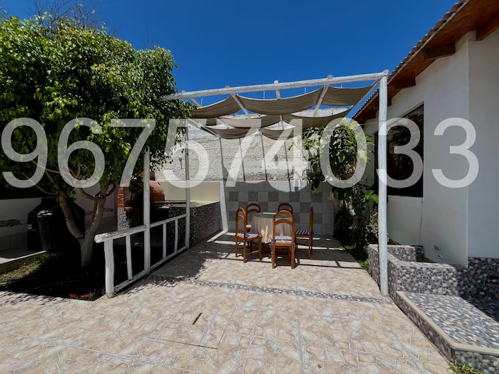 Casa Playa 
A Dos Cuadras Del Mar Y Aqua - Camaná