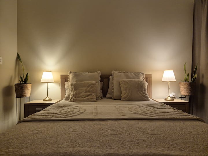 2br Unit In Westmead With Private Yards & Gazebo - Blacktown