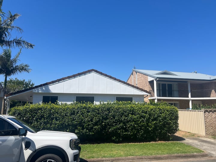 Pelican Home By The Lake - Newcastle