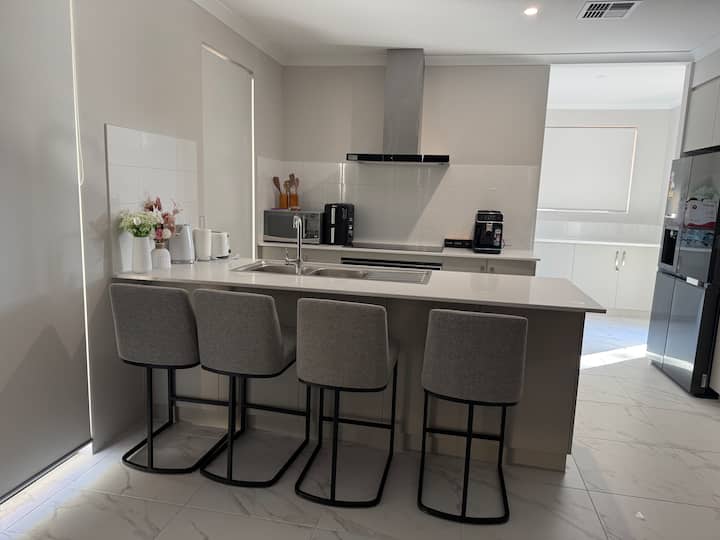 Wellard Nest. - Rockingham