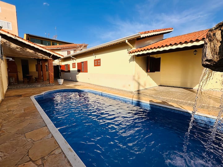 Casa Com Piscina Em Boituva/sp Próximo A Comércios - Boituva