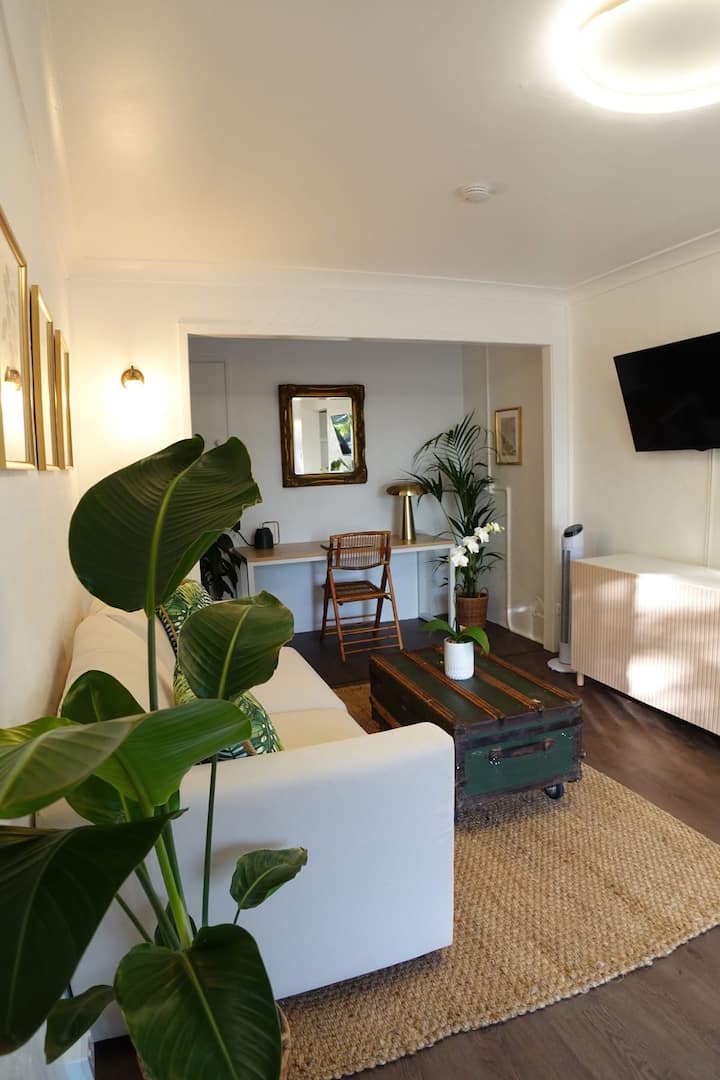 Central Noosa 1 Bedroom Apartment. Great Location! - Noosaville