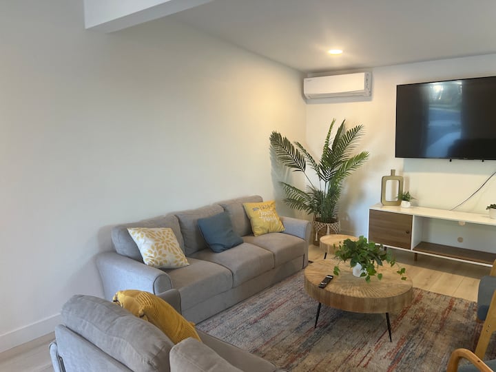 Beautiful Sigman House - Whittier, CA