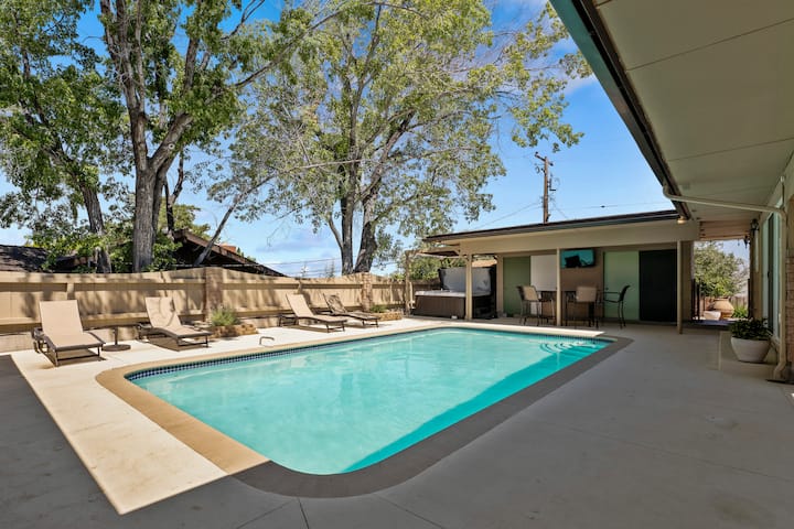 Peaceful Pool House Hot Tub Fire Pit Mountain View - Reno