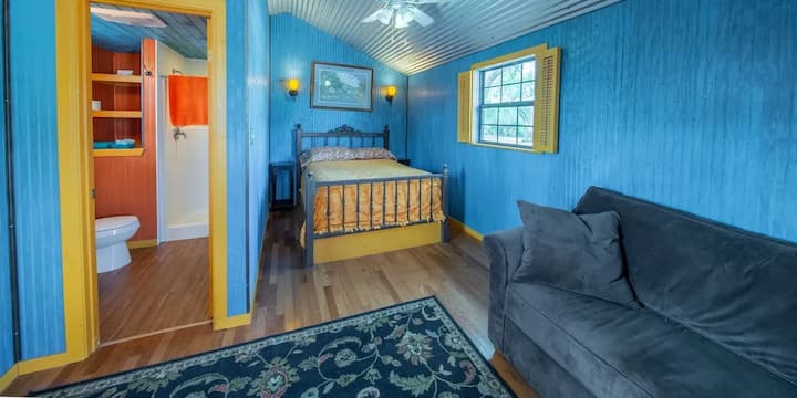 The Fiesta Cabin - Three Rivers - Three Rivers, TX