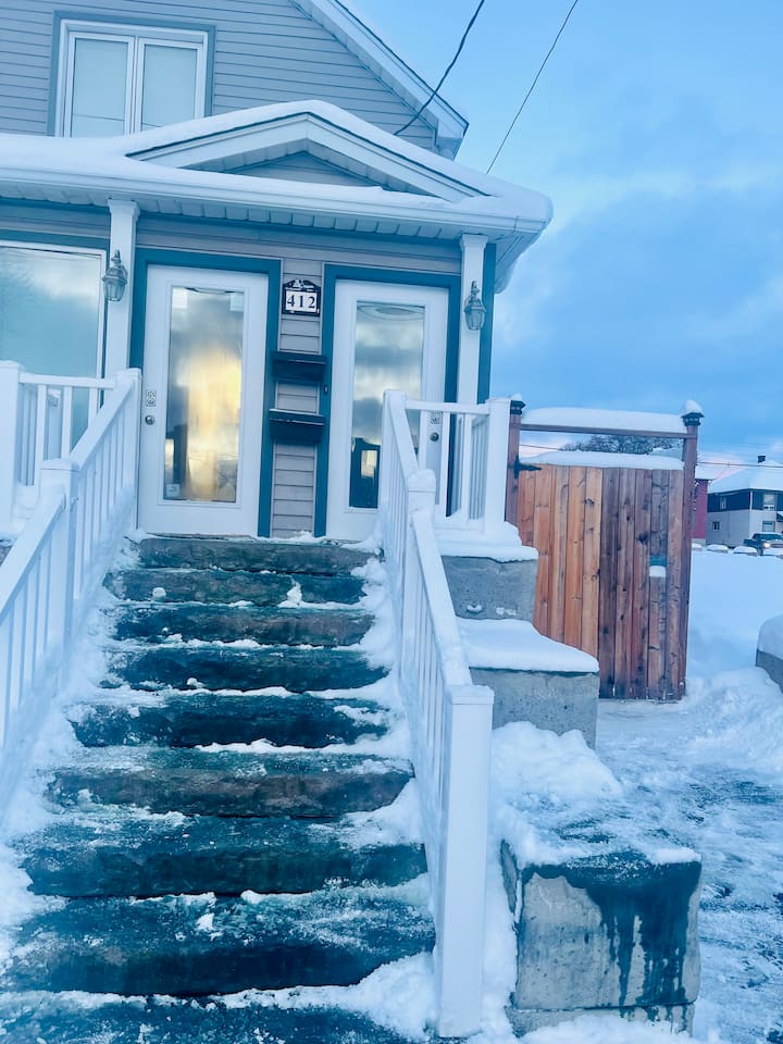 Home Sweet Home, Downtown Newly Renovated Suite - Sault Ste. Marie