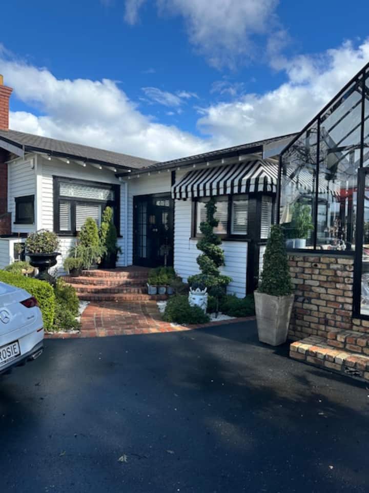 La Belle Maison - Mount Maunganui