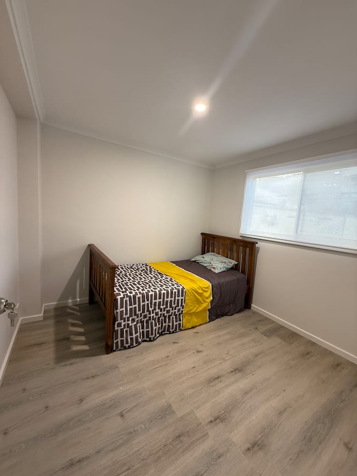 Private Room – Perfect For Single Or Couple - Dandenong