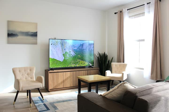 The Cozy Little Nest 1 Bd - 1 Bth - 2 Beds - Bakersfield, CA