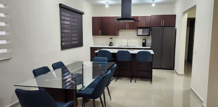 Alojamiento Moderno Y Amplio, Brisas Sur Monterrey - Monterrey