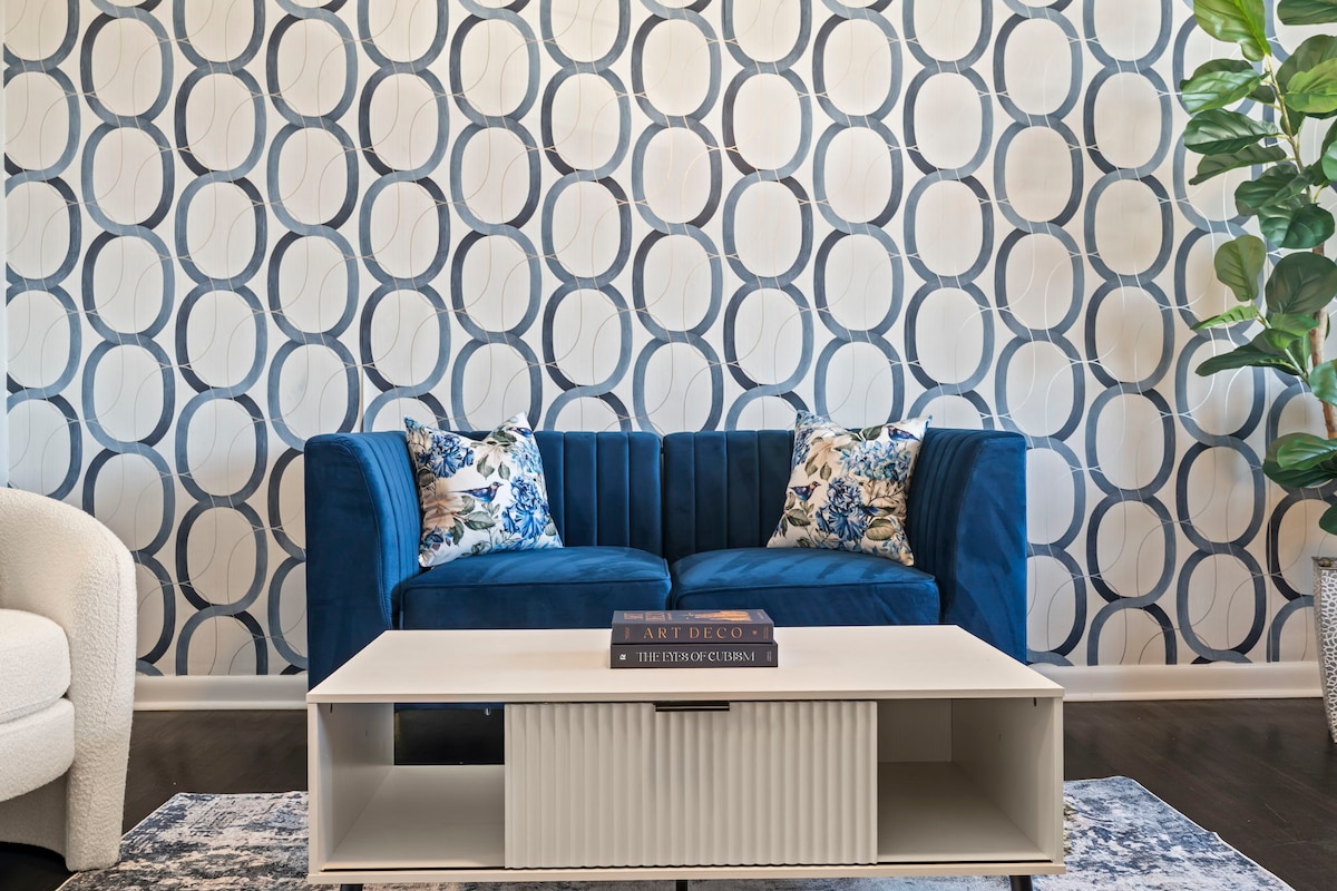 Zone du stade : rue bordée d'arbres en face du parc - Appartements à ...