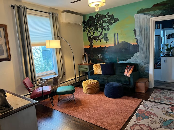 Hershey Mid-term Rental: Suite-est Place On Earth - Middletown, PA