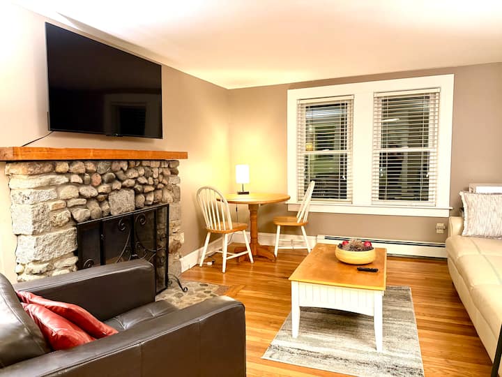 Crystal Lake Getaway - Orleans, MA