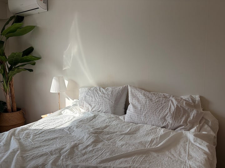 바나나(Free Wifi, 유투브, 넷플릭스, 선릉역, 대치동,코엑스) - Seongnam-si