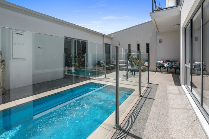 Coastal Retreat Apollo Bay - With Heated Swim Spa - Apollo Bay