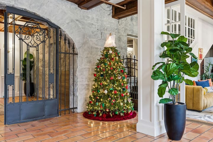 Sonoma Stonehouse Hotel, Wine Country Vibes - Santa Rosa, CA