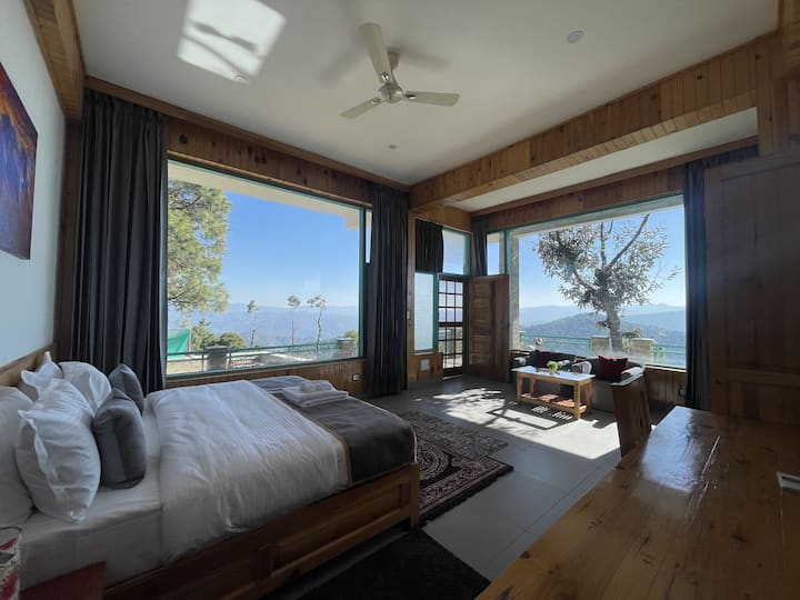 Modern Boutique Stay With Valley View Near Binsar - Binsar