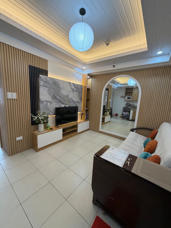 Homey Overlooking 1-br Condo Near Rizal Complex - Manila