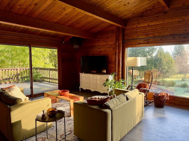 The Williams Shop Guest Lodge • Ocean View • 3br - Vancouver Island