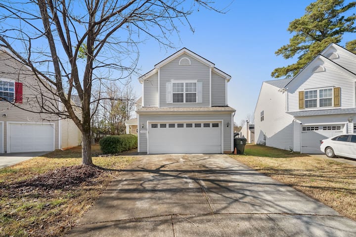 Downtown Raleigh Retreat - King Bed, 4 Miles To Dt - Raleigh, NC