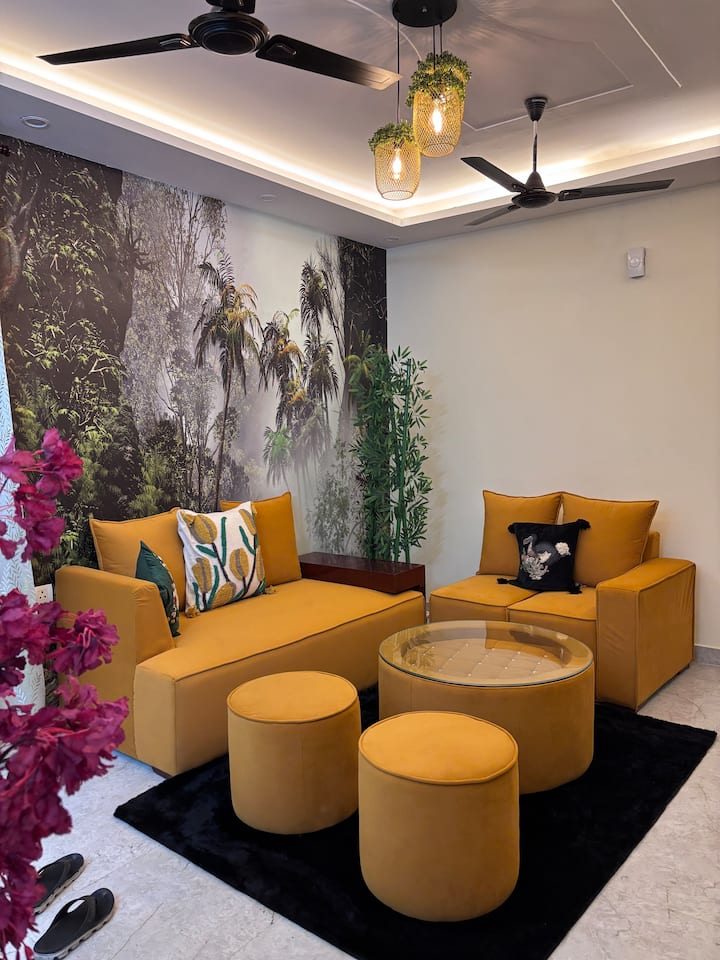 Whispering Vines | Jungle Theme | Near The Ganges - Rishikesh