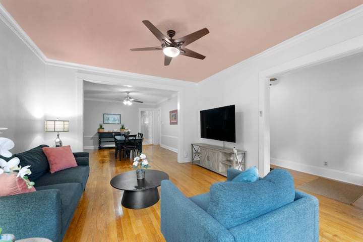 2 Br Unit In The Heart Of Downtown Oak Park - Oak Park