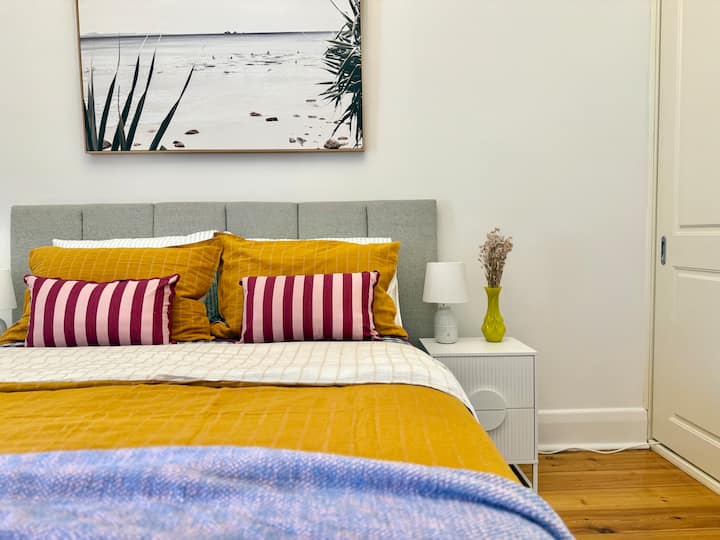 Glenelg Beachside Bungalow, Steps From The Sea. - Glenelg