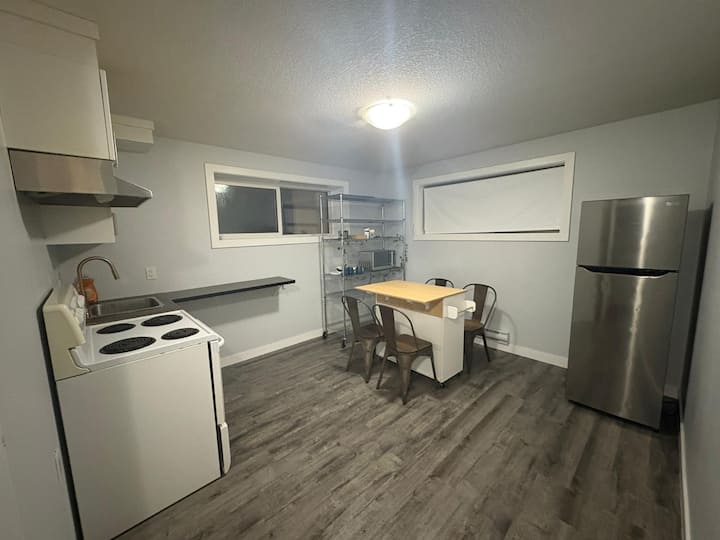 2 Bedroom Suite - Regina