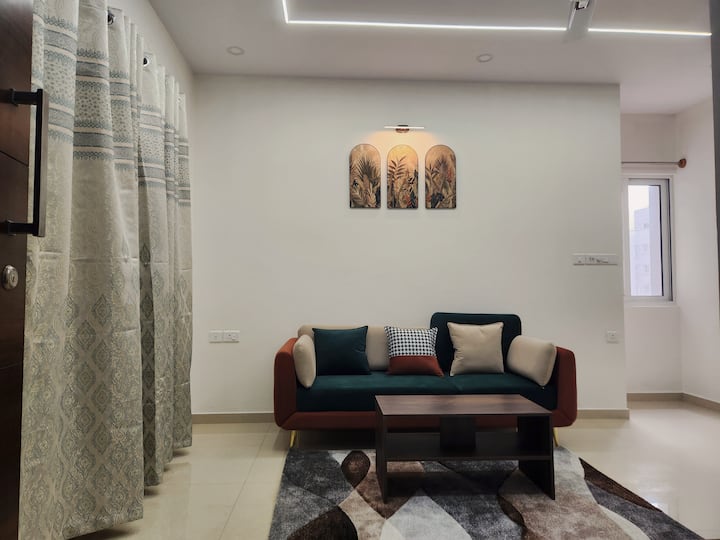 Golden Arch Nature Retreat | Luxury Lakeside 2bhk - Bengaluru