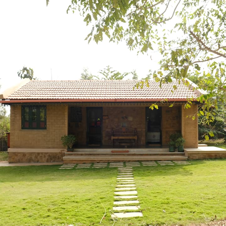 Casa Nassa | Raspuri - Two Acre Farmstay In Blr - Inde