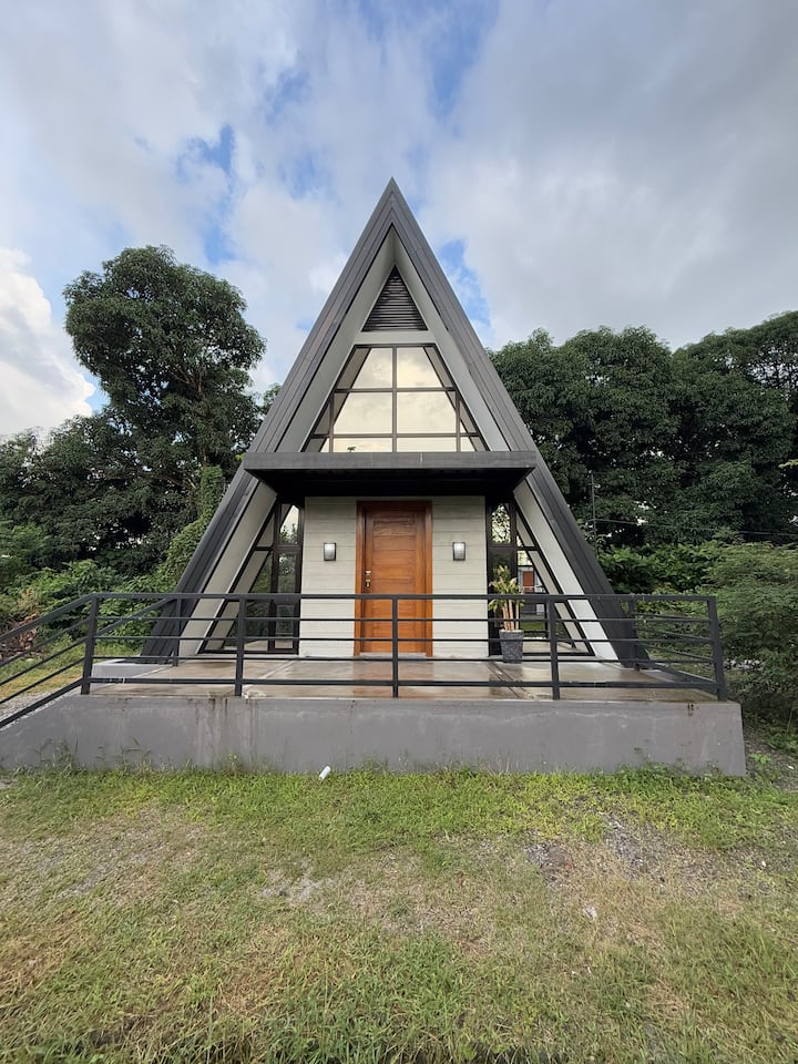 Cozy A-frame Escape In Nature - Castillejos