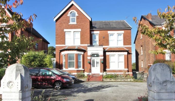 Gildabrook House - Southport