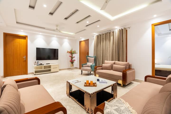 Homlee-vasant Kunj-4bhk-luxurious-20 Min Airport - 新德里