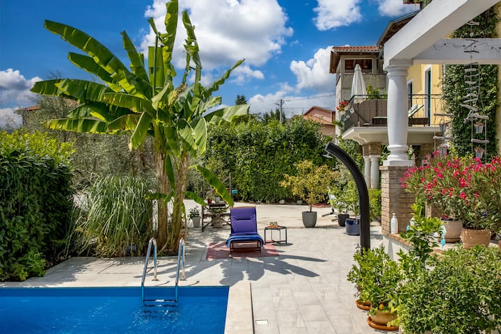 House Nika With Private Swimming Pool - Rijeka