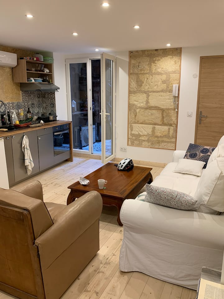 Chambre Centre Historique Avec Clim Et Patio - Bordeaux