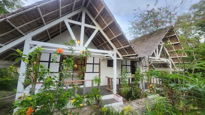 Double Cottage Au Molmol Cafe Resort - Larena