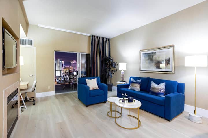 Strip View Spacious Unit At Platinum Hotel - Las Vegas