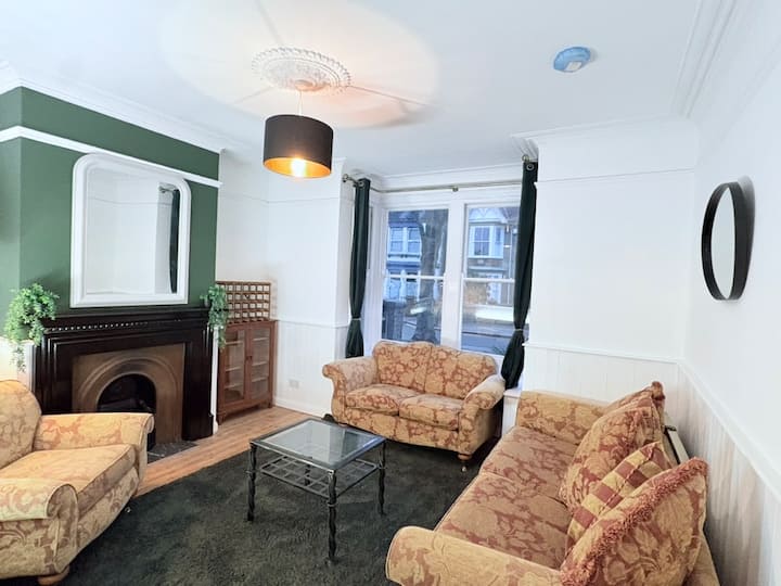 Cromwell House - 2 Parking Spaces - Whitstable