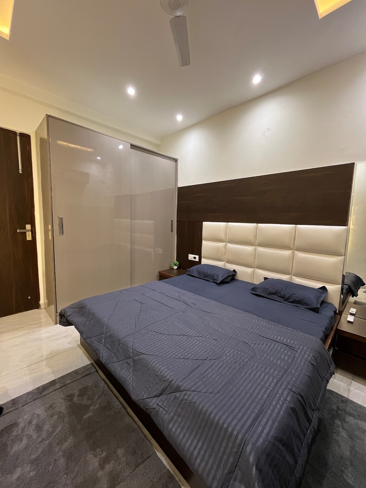 Homely Heaven 1bhk - Flats for Rent in Zirakpur, Punjab, India - Airbnb