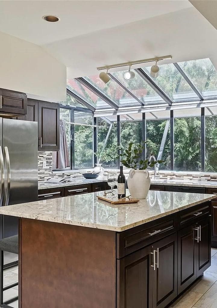 Spacious 4br Redmond Home: Near Microsoft & Parks - Redmond, WA