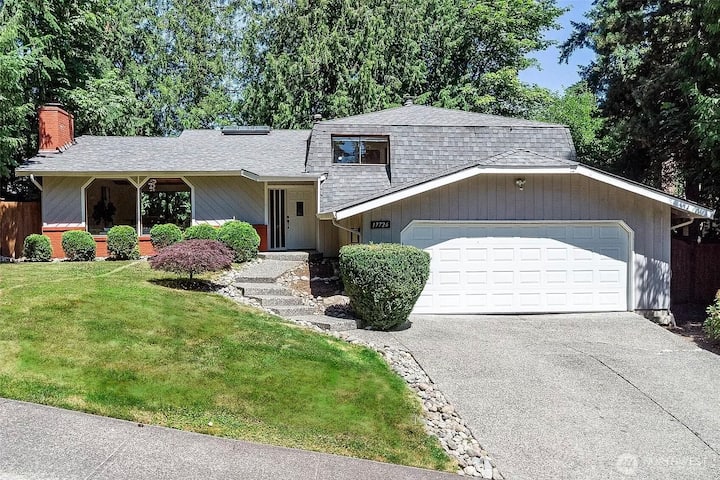 Spacious 4br Redmond Home: Near Microsoft & Parks - Redmond