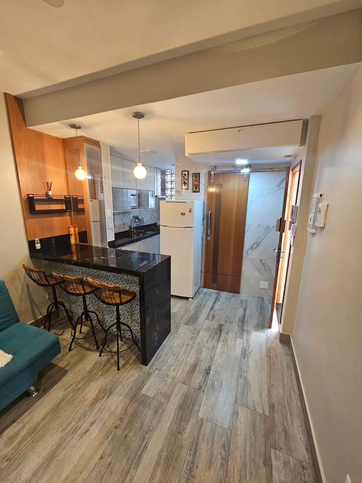Apartamento 35m² Em Copacabana - Posto 5 - Rio de Janeiro