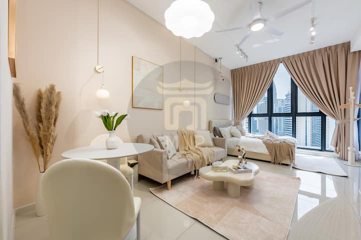 "Earthlight 2" Klcc View Door Step>mall & Monorail - Malaysia