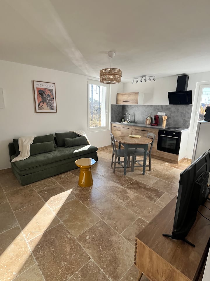 Appartement Lumineux Le Thor Pour 4 Voyageurs - Le Thor