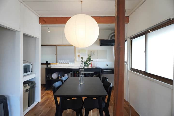 【最大12名|貸切160㎡】博多・熊本20分|家族・グループ向け宿|無料駐車場1台|久留米駅徒歩4分 - 지쿠고시