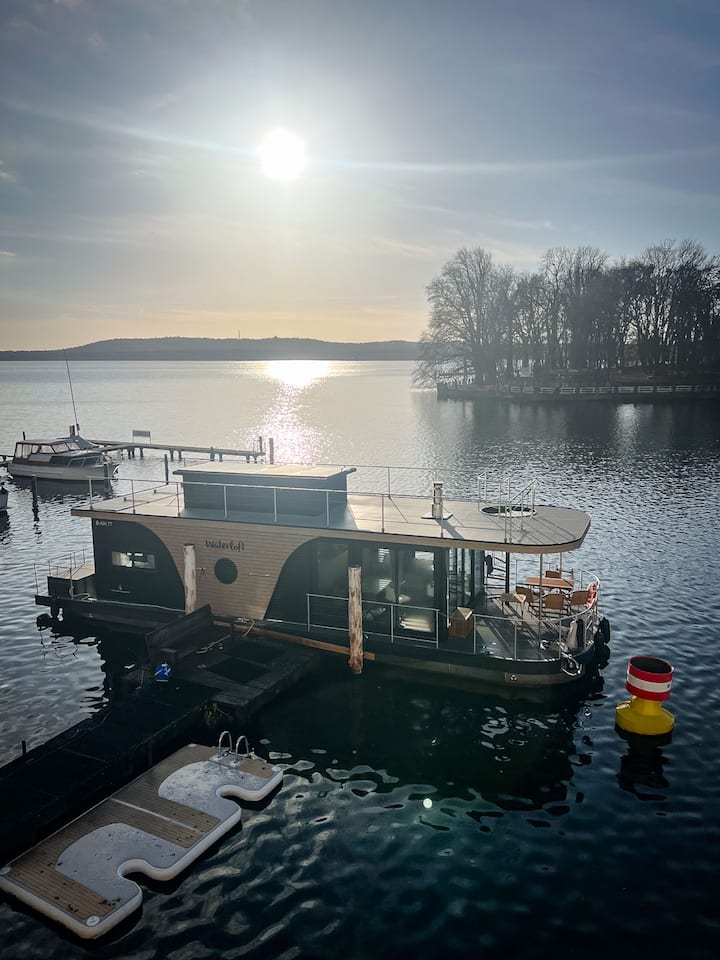 Winterauszeit: Nautilus-hausboot Mit Kamin - Berlin