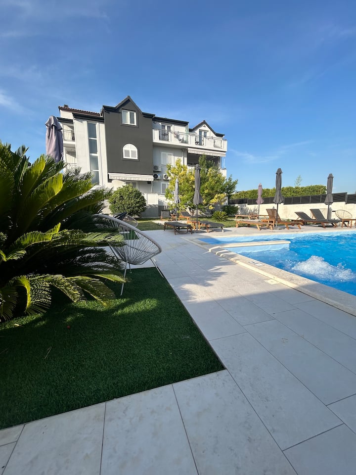 Dvosoban Apartman S Terasom - Bibinje